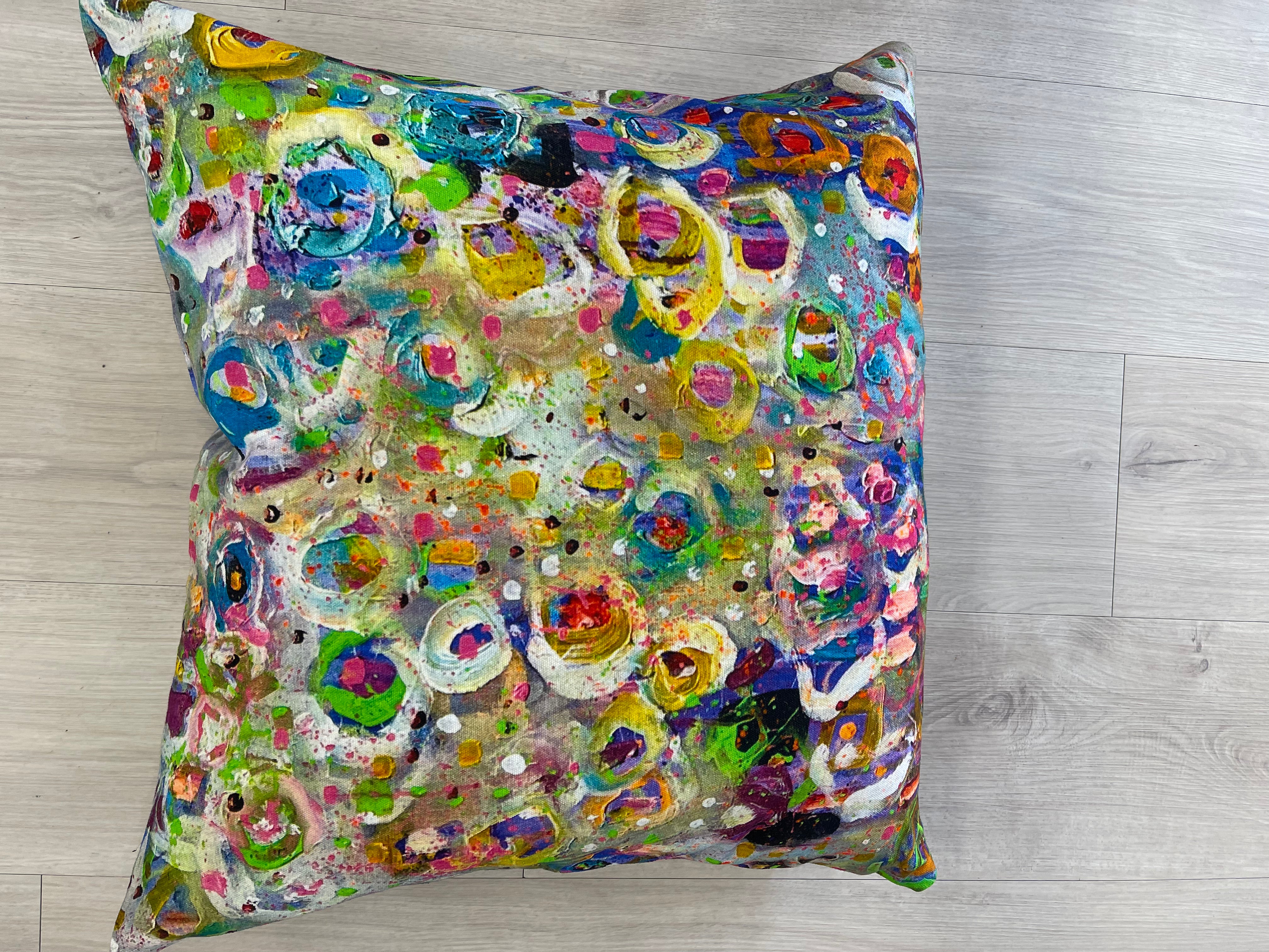 Lauryn Pillow 20'' x 20" – Tracee Matthews llc dba artbytracee